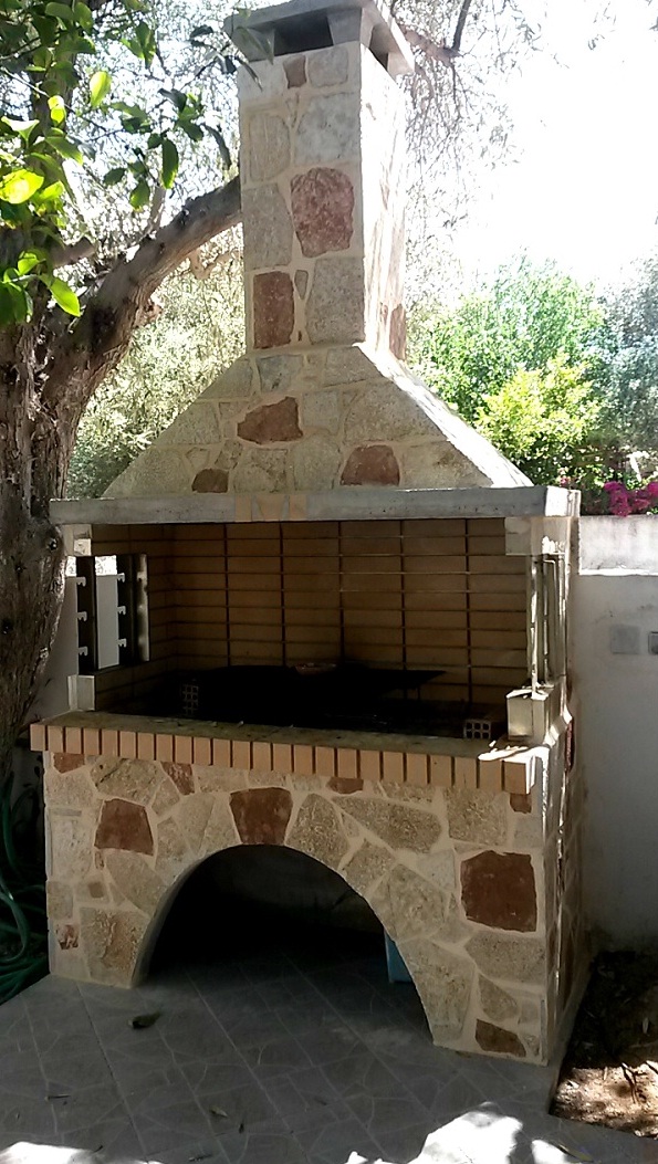 ΨΗΣΤΑΡΙΑ BBQ ΚΑΙ ΕΠΕΝΔΥΣΗ ΜΕ ΠΕΤΡΑ ΑΛΒΑΝΙΑΣ ΚΙΤΡΙΝΗ ΚΑΙ ΚΟΚΚΙΝΗ ...