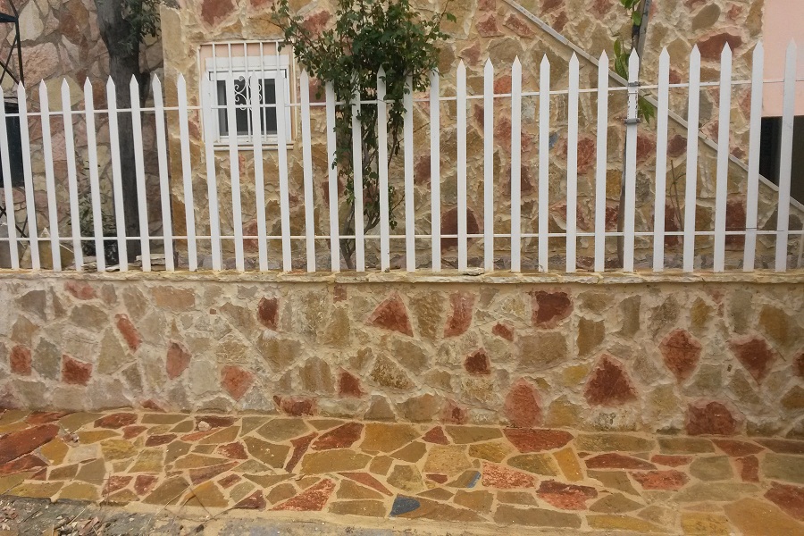 ΕΠΕΝΔΥΣΗ ΚΙΤΡΙΝΗ ΚΟΚΚΙΝΗ ΣΚΑΠΙΤΣΑΡΙΣΤΗ ΣΤΟ ΧΕΡΙ | ΤΟΥΤΣΗΣ