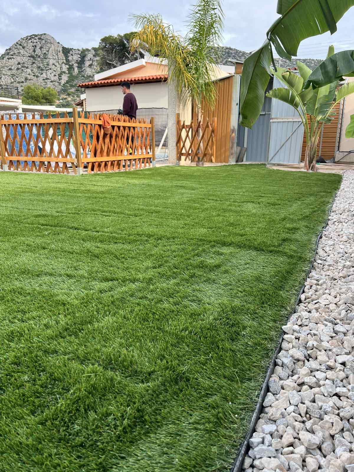 ΔΙΑΜΟΡΦΩΣΗ ΚΗΠΟΥ ΜΕ ΓΚΑΖΟΝ ΚΑΙ ΒΟΤΣΑΛΟ | ΤΟΥΤΣΗΣ