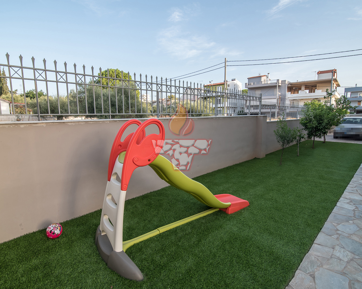 ΔΙΑΜΟΡΦΩΣΗ ΚΗΠΟΥ ΜΕ ΣΥΝΘΕΤΙΚΟ ΧΛΟΟΤΑΠΗΤΑ APOLLO | ΤΟΥΤΣΗΣ