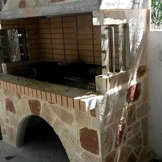 ΨΗΣΤΑΡΙΑ BBQ ΚΑΙ ΕΠΕΝΔΥΣΗ ΜΕ ΠΕΤΡΑ ΑΛΒΑΝΙΑΣ ΚΙΤΡΙΝΗ ΚΑΙ ΚΟΚΚΙΝΗ ...